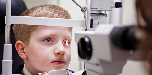 5 danger signs that your child has weak eye sight - Bansal Global Hospital