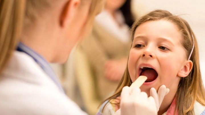 Tonsils in Children – Expert Treatment by Dr. Neha Bansal